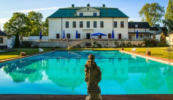 Häringe Slott Recension - Härligt slott ett stenkast från Stockhom!